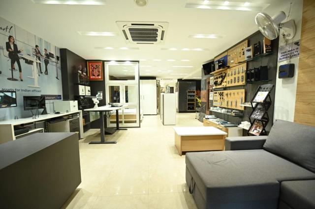 Explore Our National Display Centers