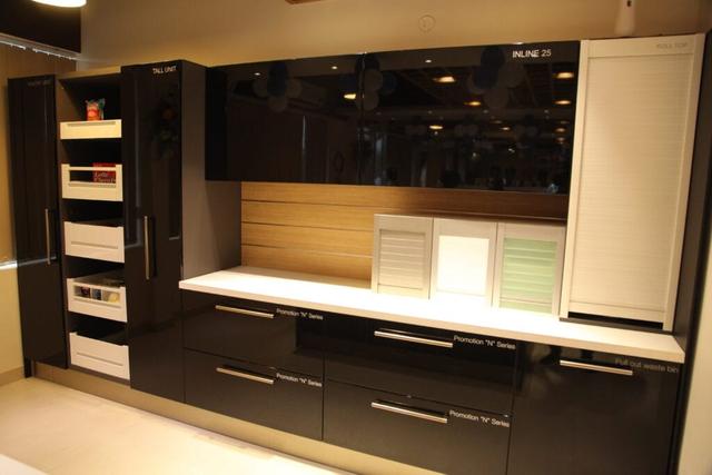 Explore Our National Display Centers